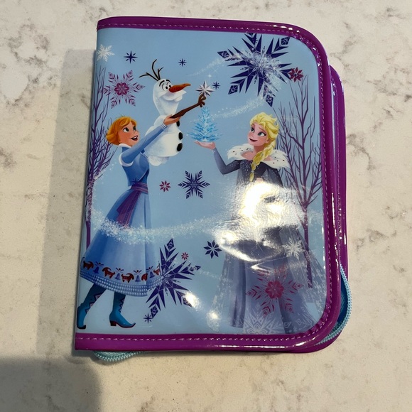 Disney | Toys | Frozen Pencil And Marker Holder | Poshmark